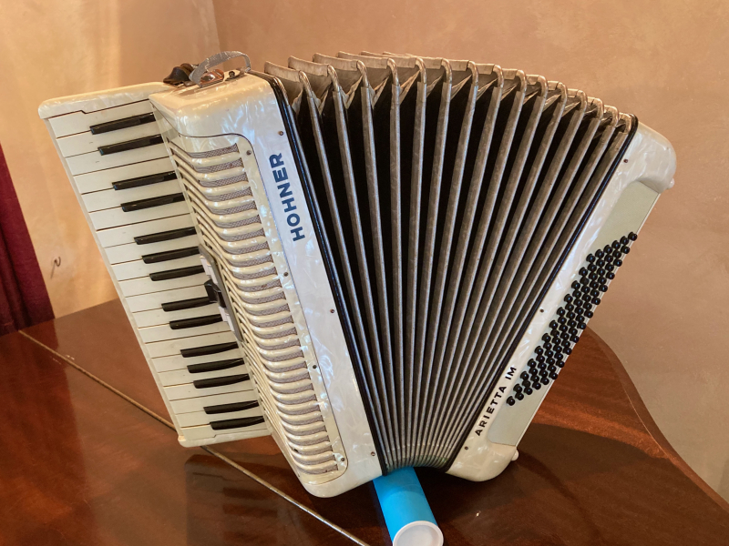 Hohner Arietta IM – Accordion Shop